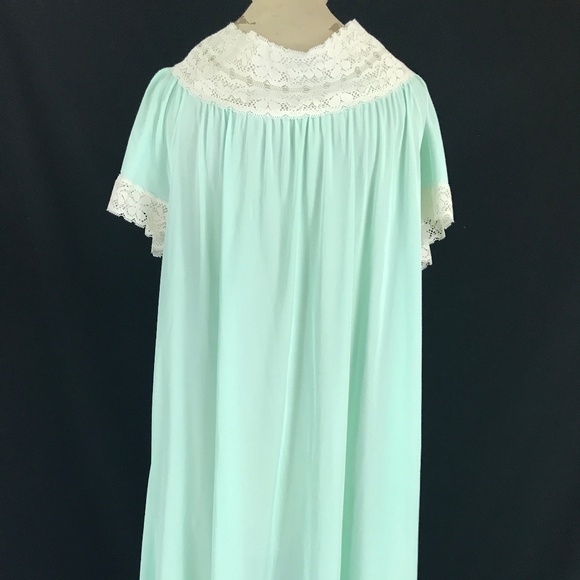Vintage | Intimates & Sleepwear | 7s80s Nightgown Robe | Poshmark